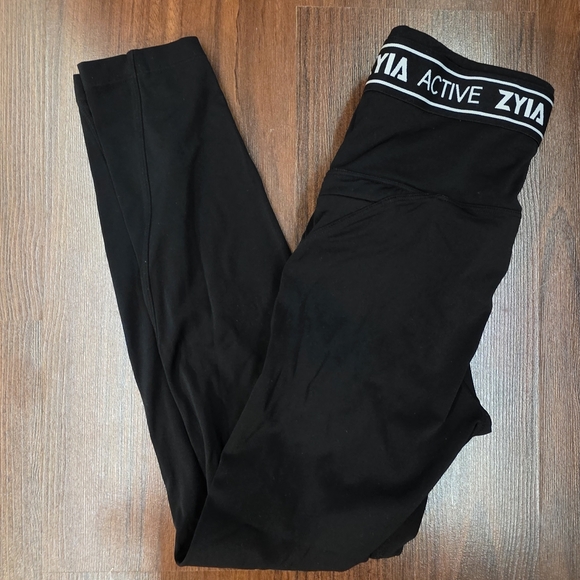 Zyia Active | Pants & Jumpsuits | Zyia Active Black Logo Waistband ...